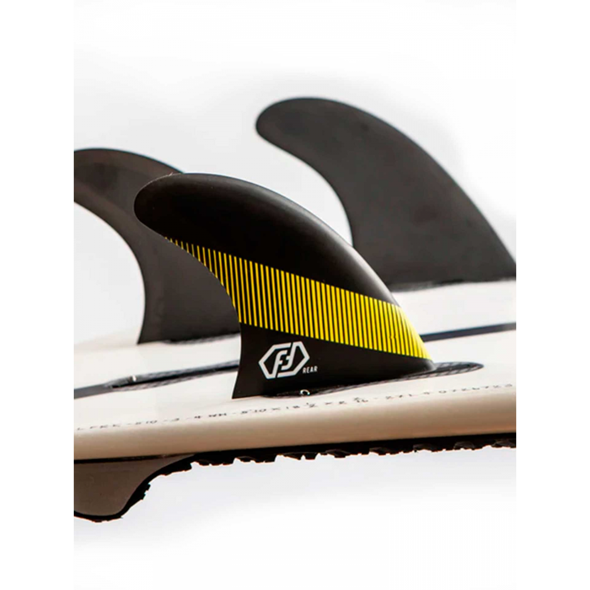 Feather Fins Quad Rear Medium - S2 - FF-RFC-S2-M_33 | Surfers Lab